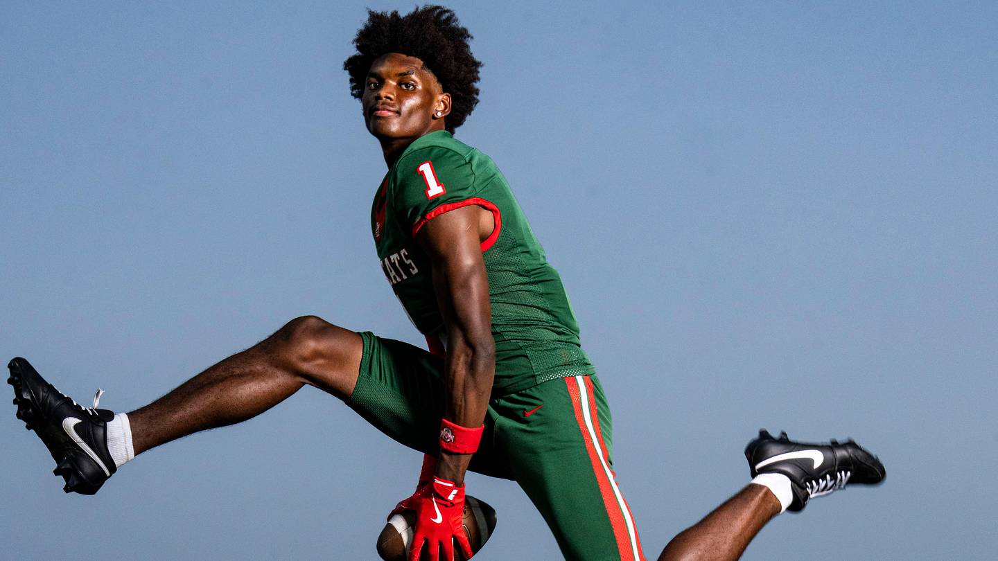 Alabama surges into neck-and-neck battle for 5-star WR Monshun Sales ...