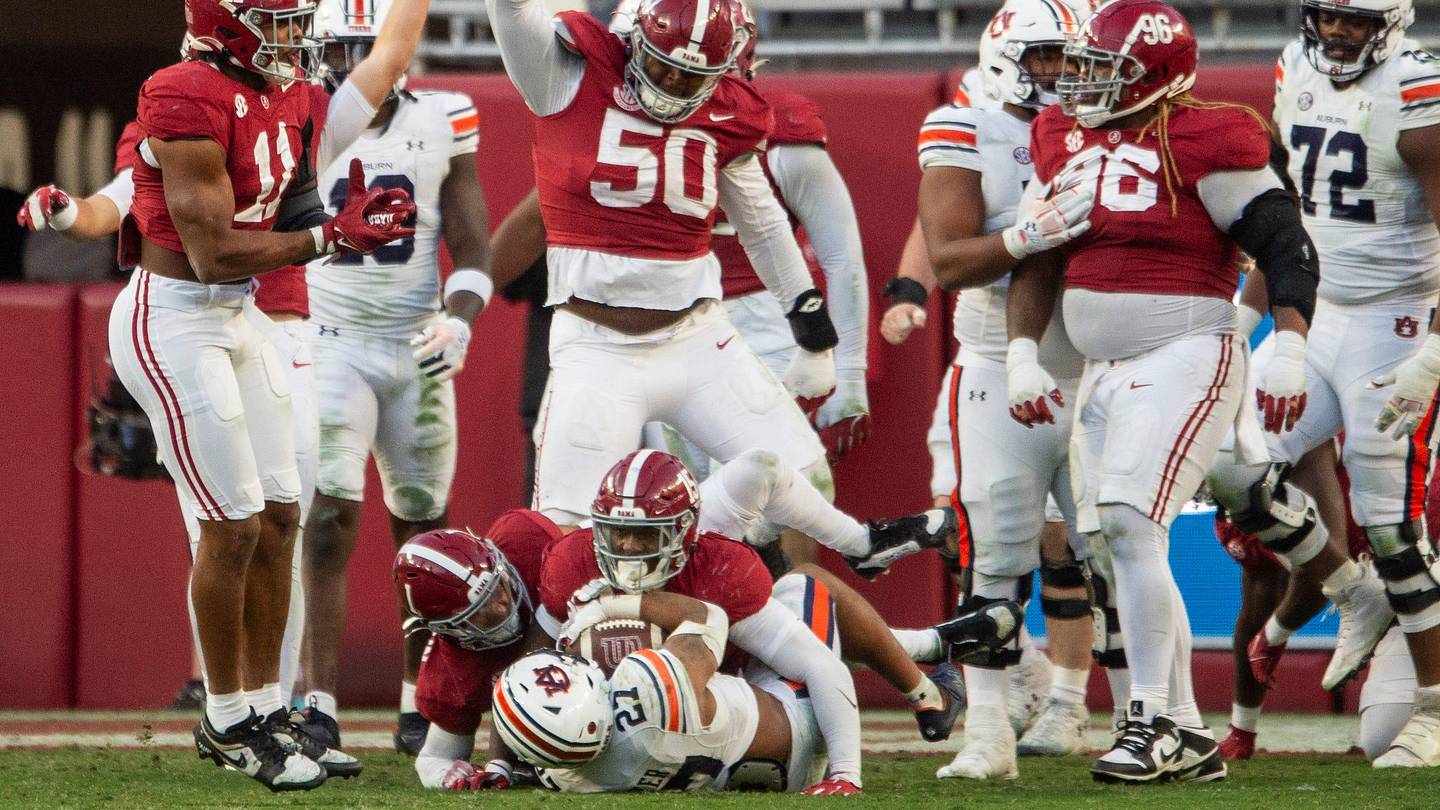 Computer models favor the Alabama Crimson Tide over the Auburn Tigers