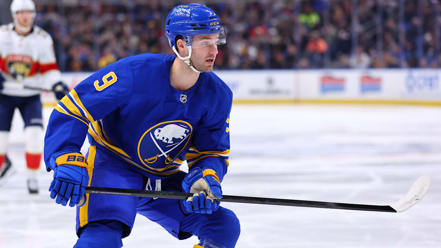 Josh Norris' injury history puts pressure on Buffalo Sabres to make a trade