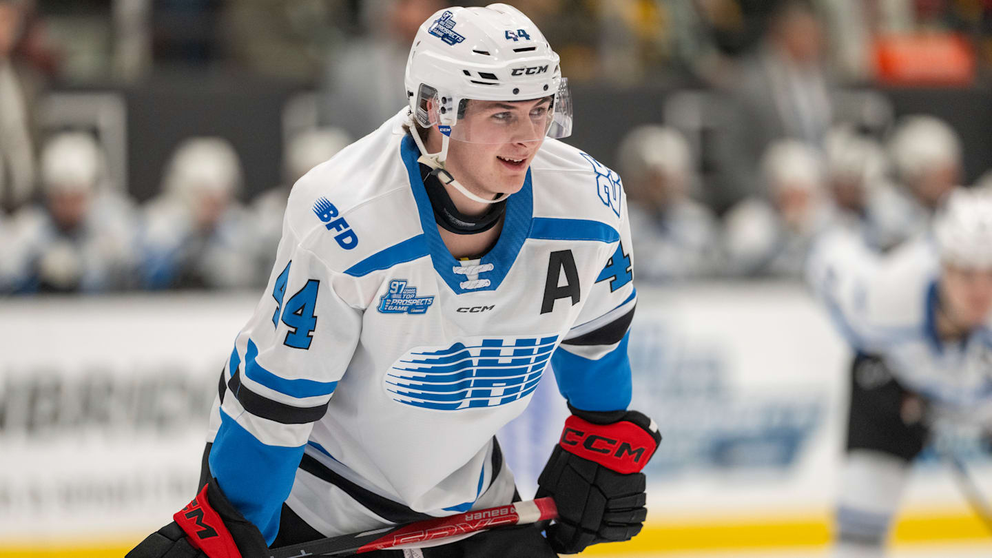 Brady Martin is the ideal Bruins first-round draft pick