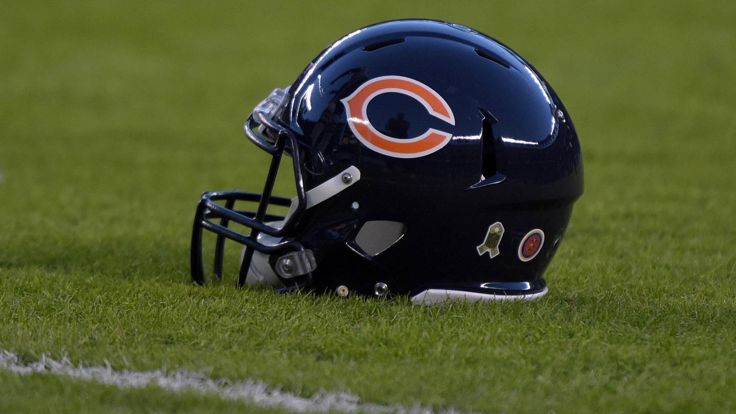Former Bear predicted to sign with team he has no apparent interest in
