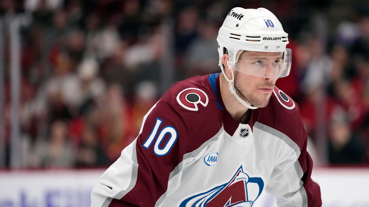 Colorado Avalanche trade Coyle, Wood to Blue Jackets: Report