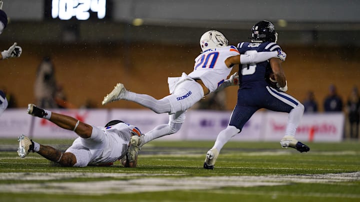 Updated point spread, betting odds for Boise State vs. UNLV in Mountain ...