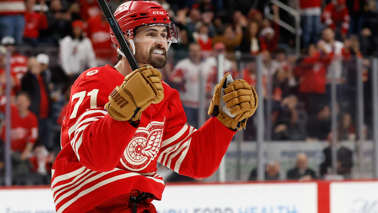 Dylan Larkin became the third Detroit Red Wings player in 20 seasons to ...