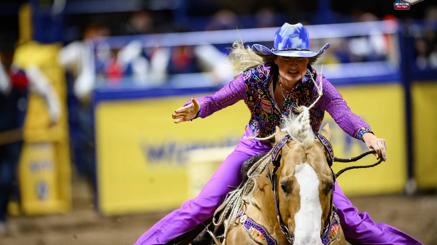 NFR Round 8 Full of Drama As Tricia Aldridge Takes Home Second Round Win