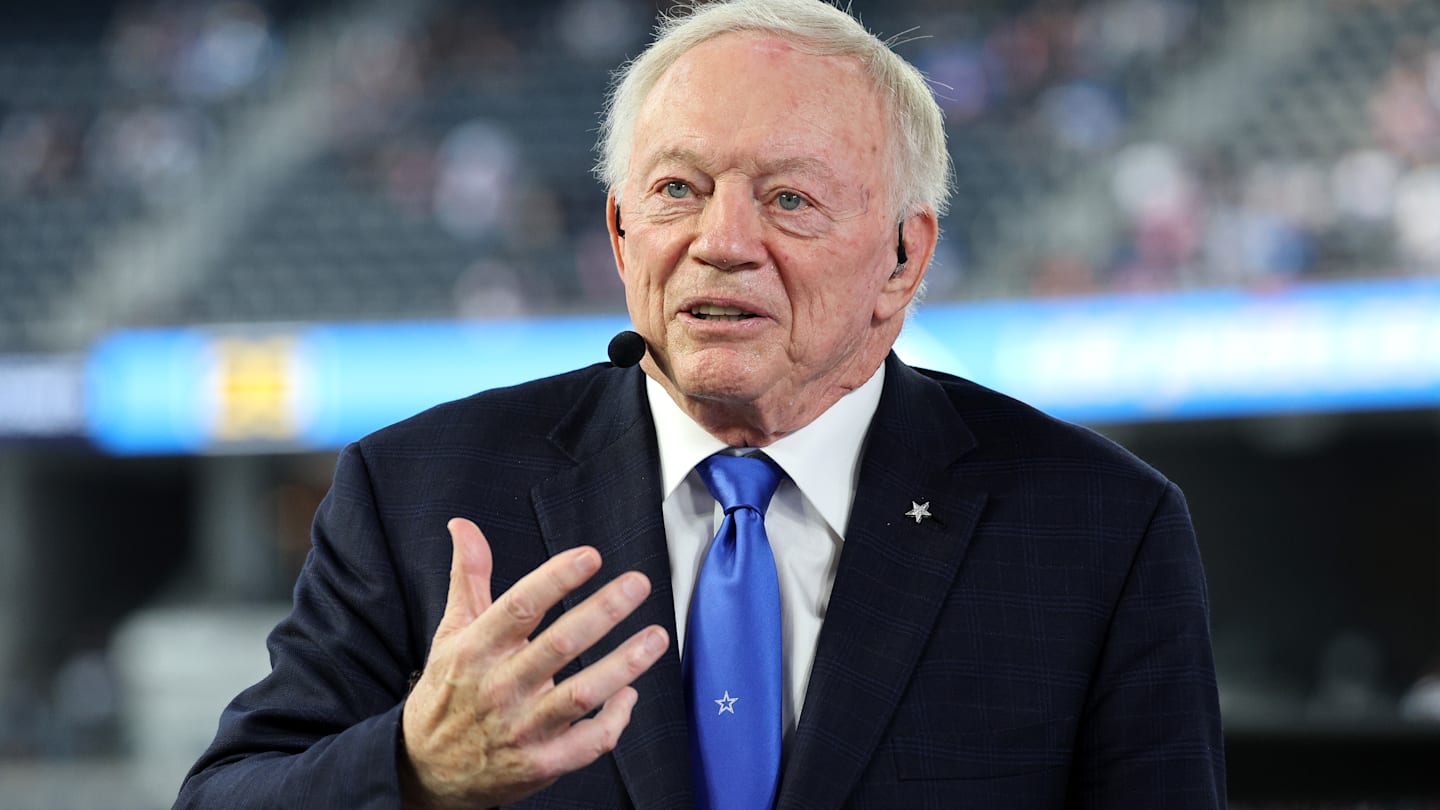 Unheralded Cowboys star made Jerry Jones eat crow on Thanksgiving