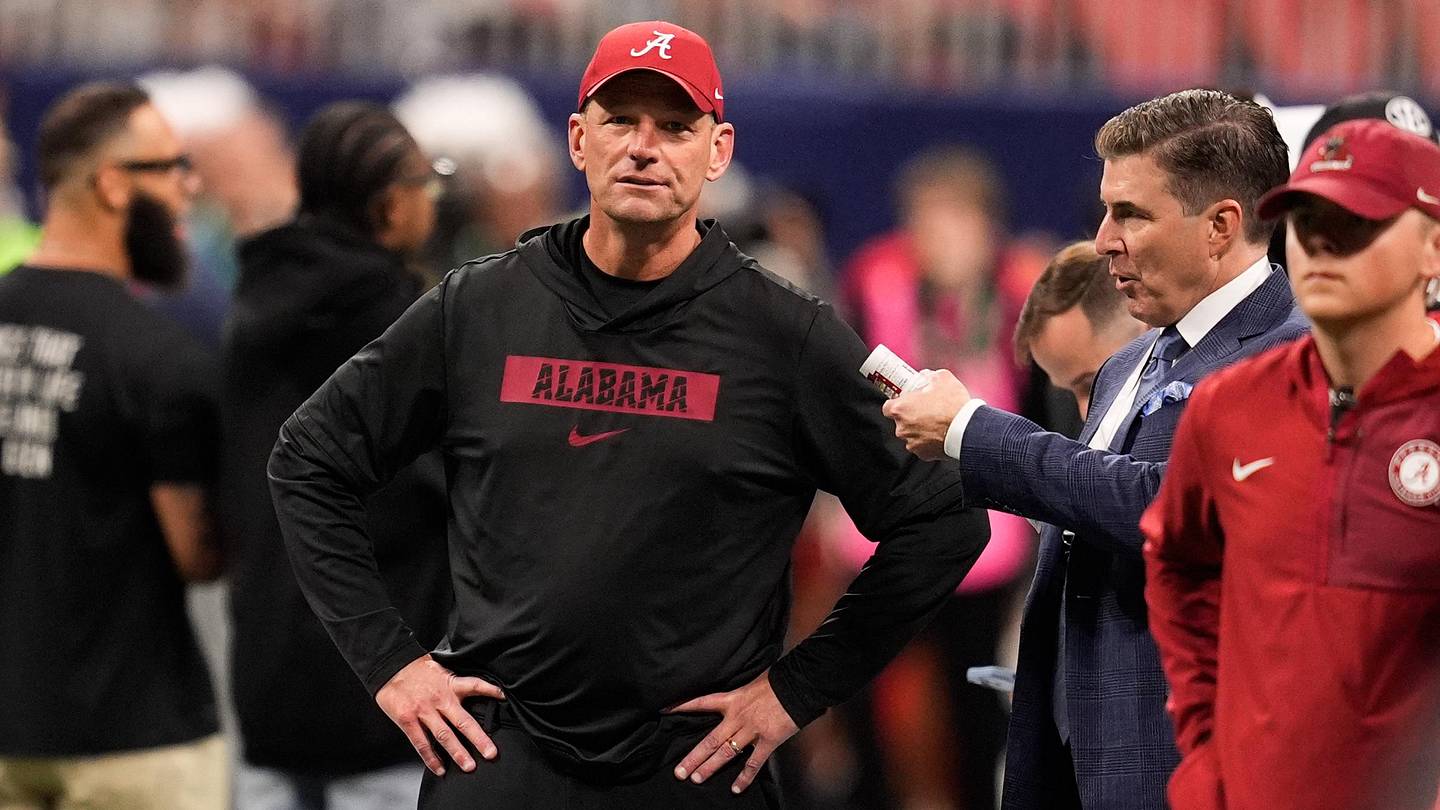 CFP chair makes it clear why Alabama was the obvious choice over Miami ...