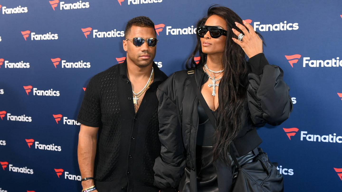 Russell Wilson's daughter, 7, looks like wife Ciara's twin in ...