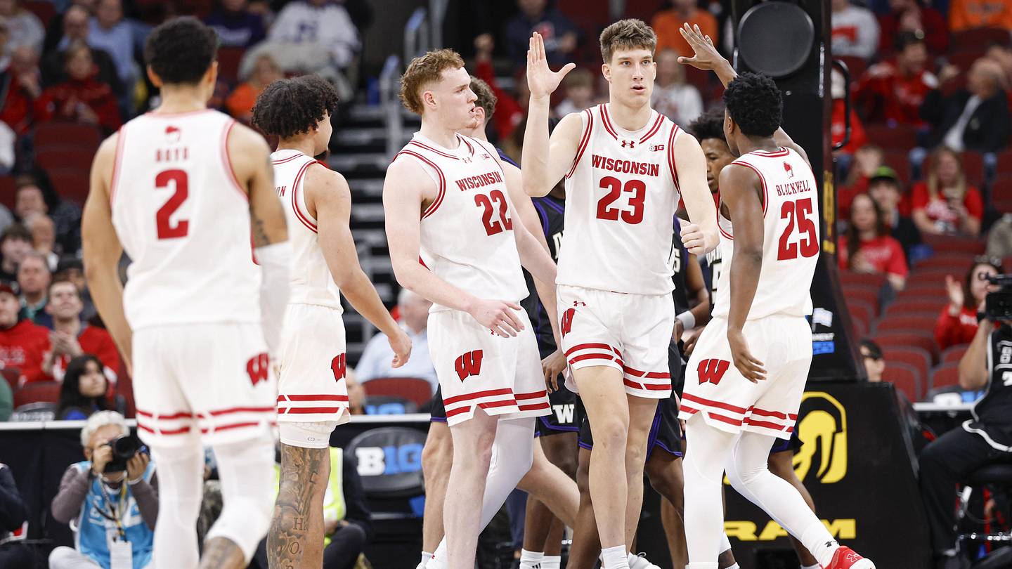 Here's how the Wisconsin Badgers have prepared to play Illinois on ...