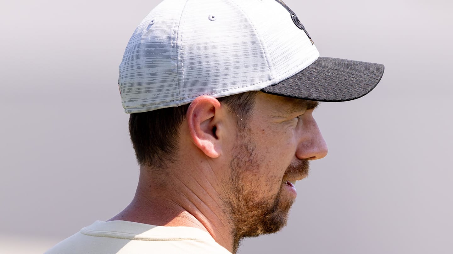 Seahawks OC Klint Kubiak to Interview for NFL's Two Remaining HC Jobs ...