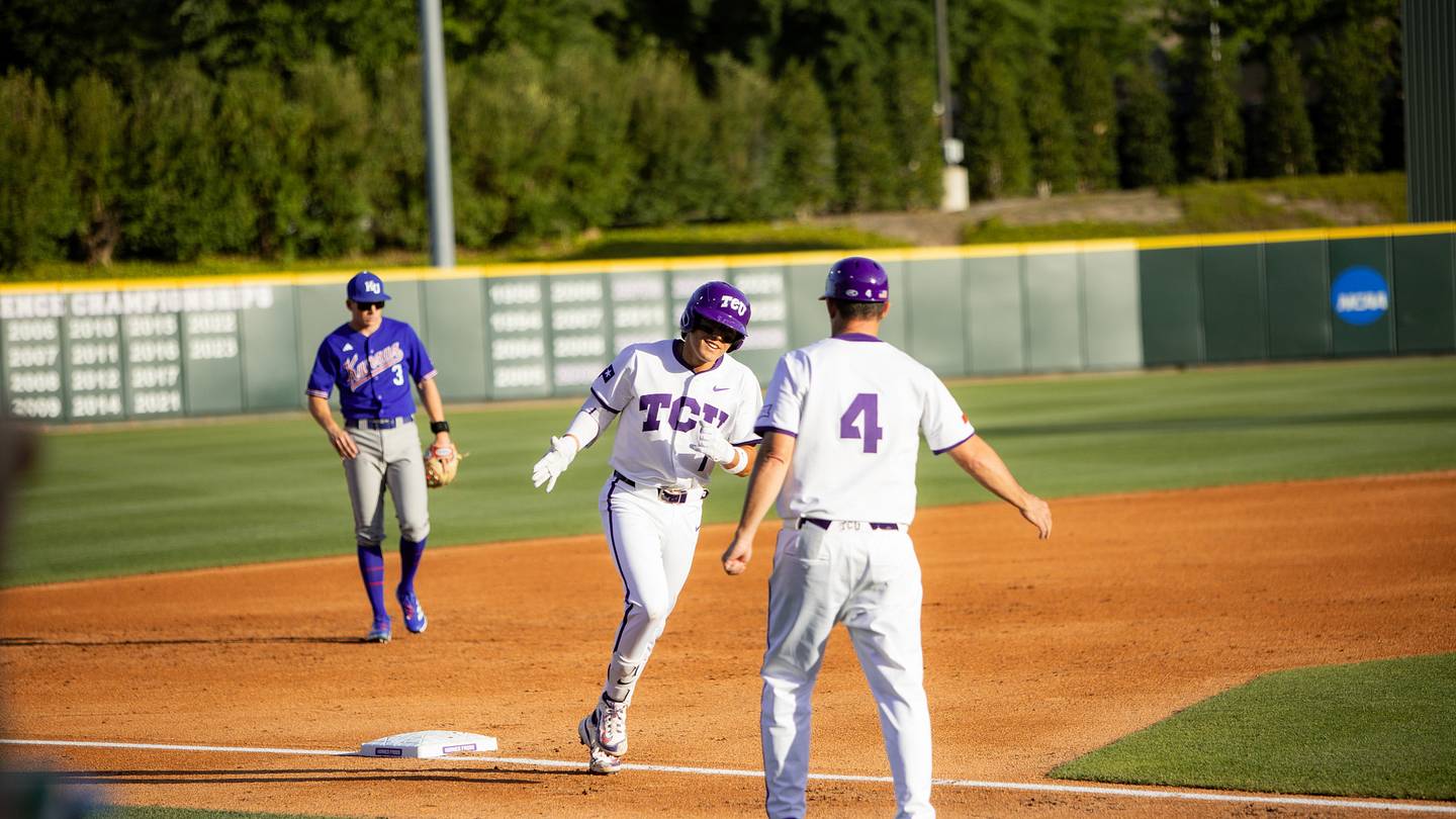 TCU Baseball: Frogball Dominates in Series-Opener against #22 Kansas
