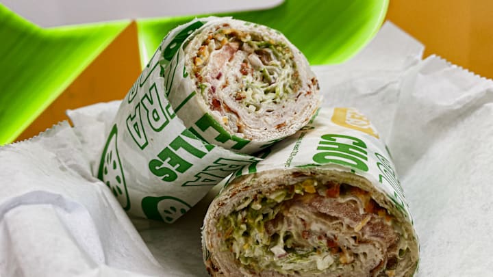 does subway have wraps