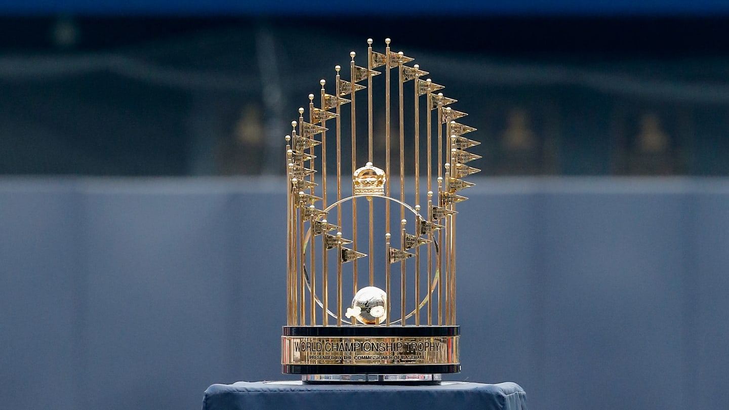 Who's the last team to win back-to-back World Series titles?