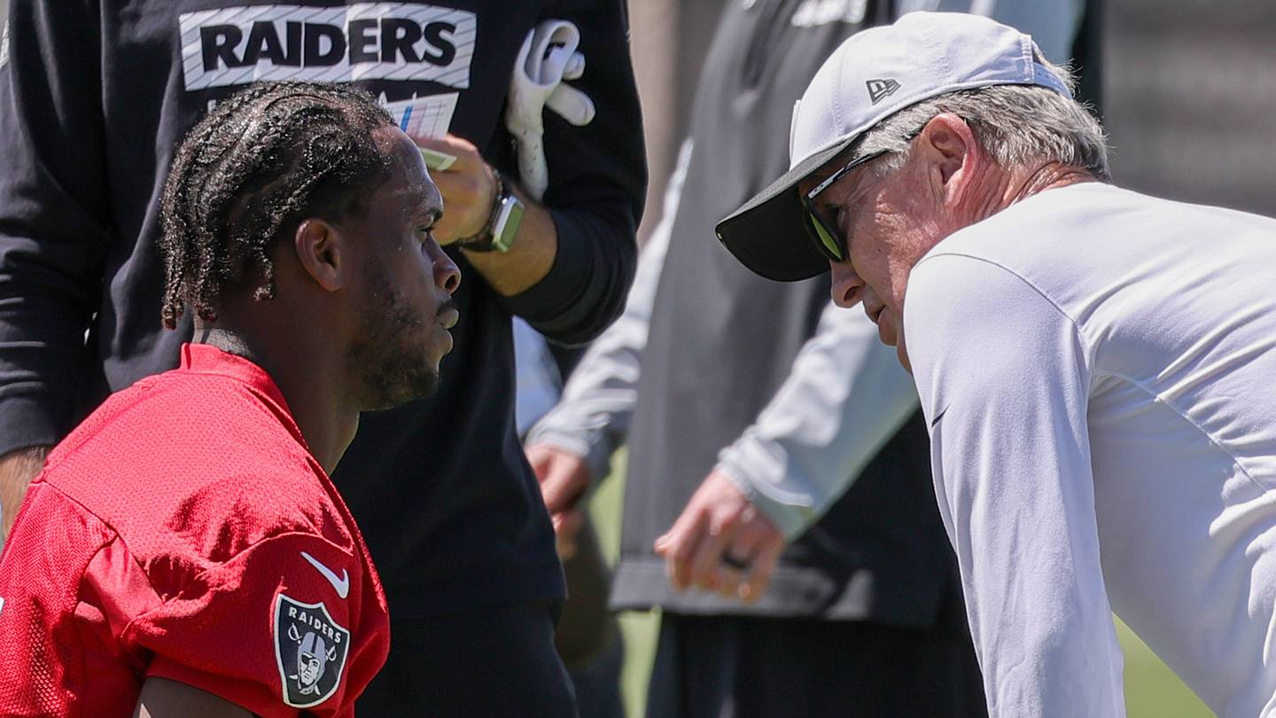 3 reasons why the Raiders can make the NFL playoffs in 2025