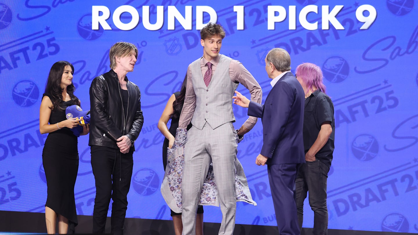 Buffalo Sabres rookie surprises everyone with first goal in Prospect ...