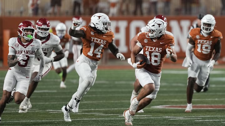 What Will Texas' LB Room Look Like vs. Michigan After Liona Lefau ...