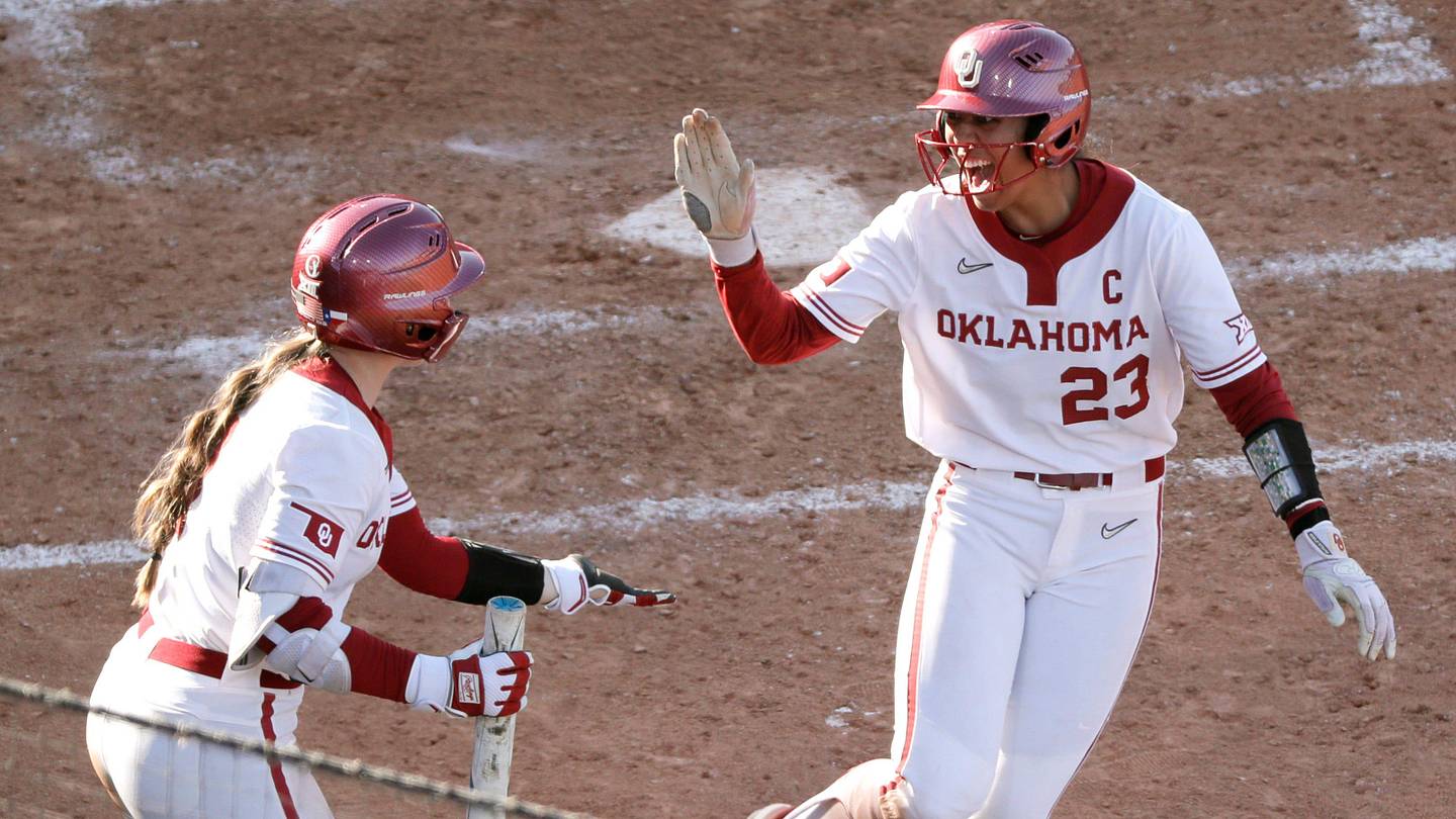 Oklahoma softball: Sooners one win away from Norman Regional final