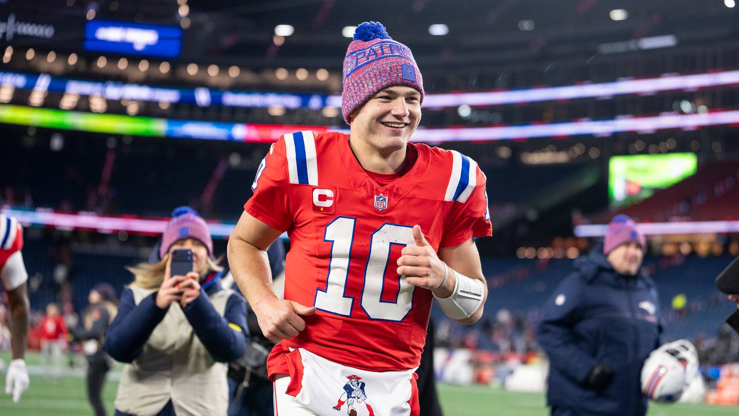 Drake Maye's Patriots teammates love him just as much as UNC fans do