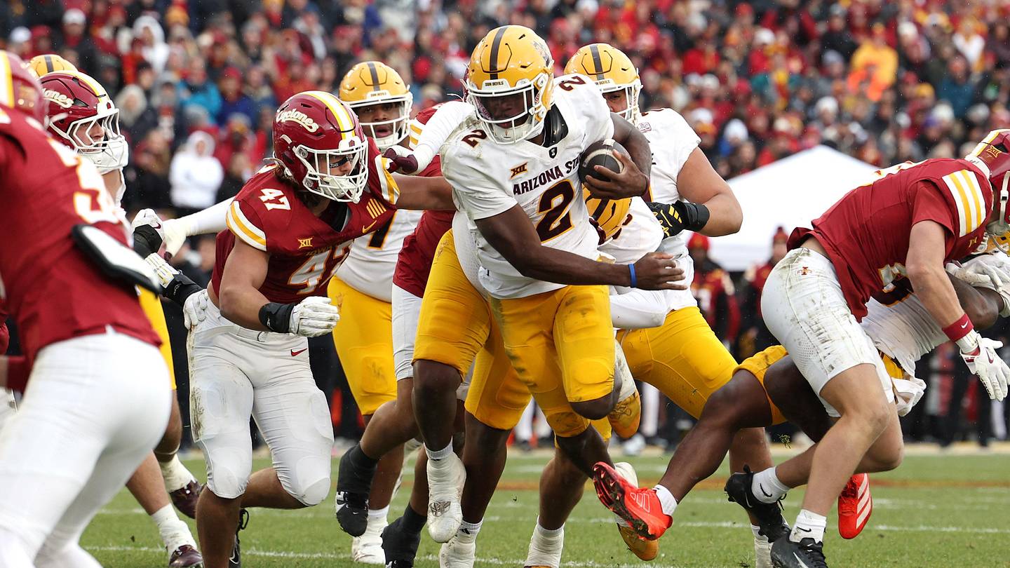 Jeff Sims Powers Arizona State to Victory Over Iowa State