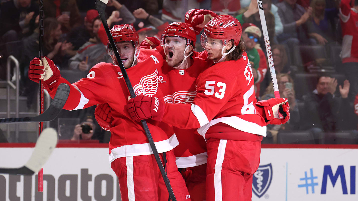 Red Wings fans must be grateful the Sabres exist as losing continues