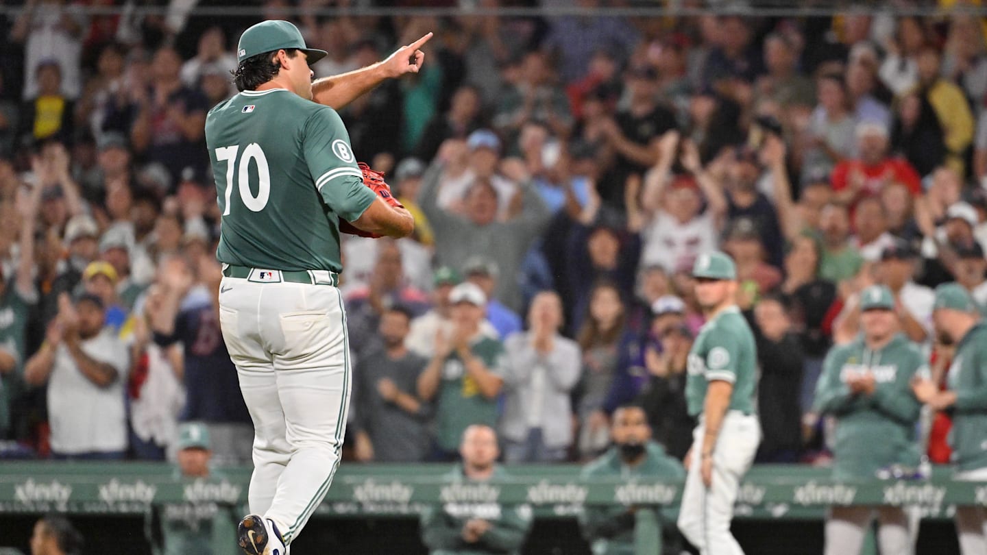 Red Sox's Pitching Future Looks Bright with 2 Top Prospects in Rotation