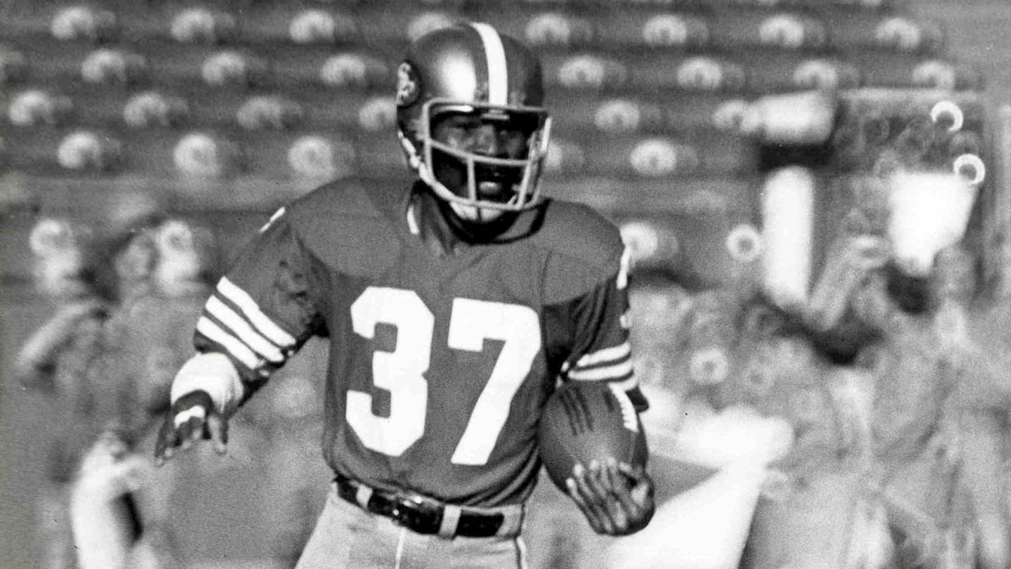Legendary 49ers Hall of Fame cornerback passes away