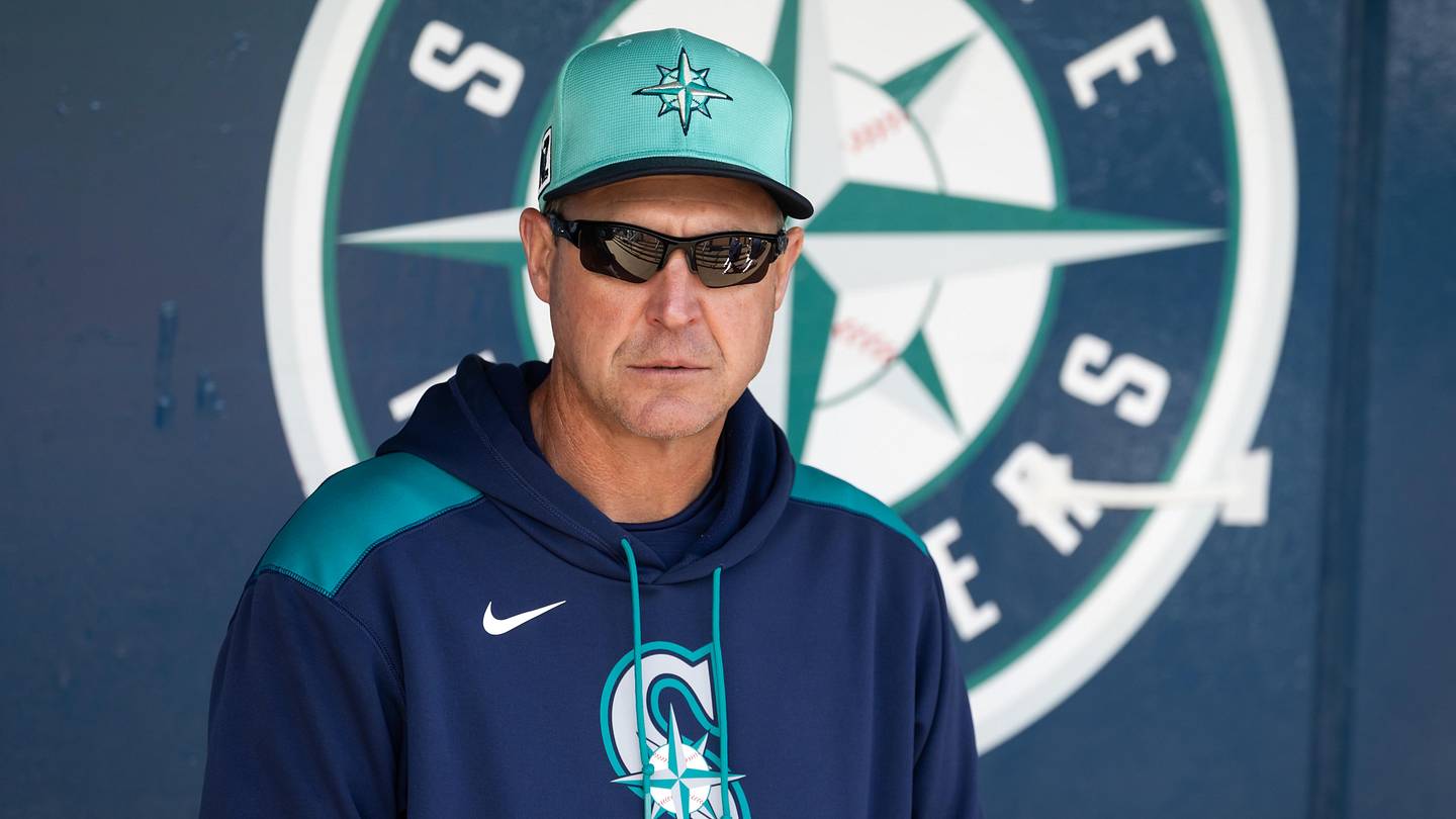 Mariners manager Dan Wilson discusses the masterful job by the team's ...