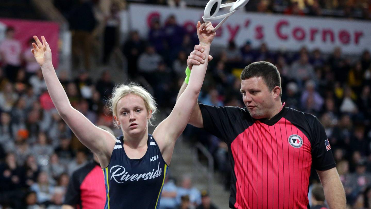 Molly Allen chasing history as Iowa girls state wrestling tournament ...