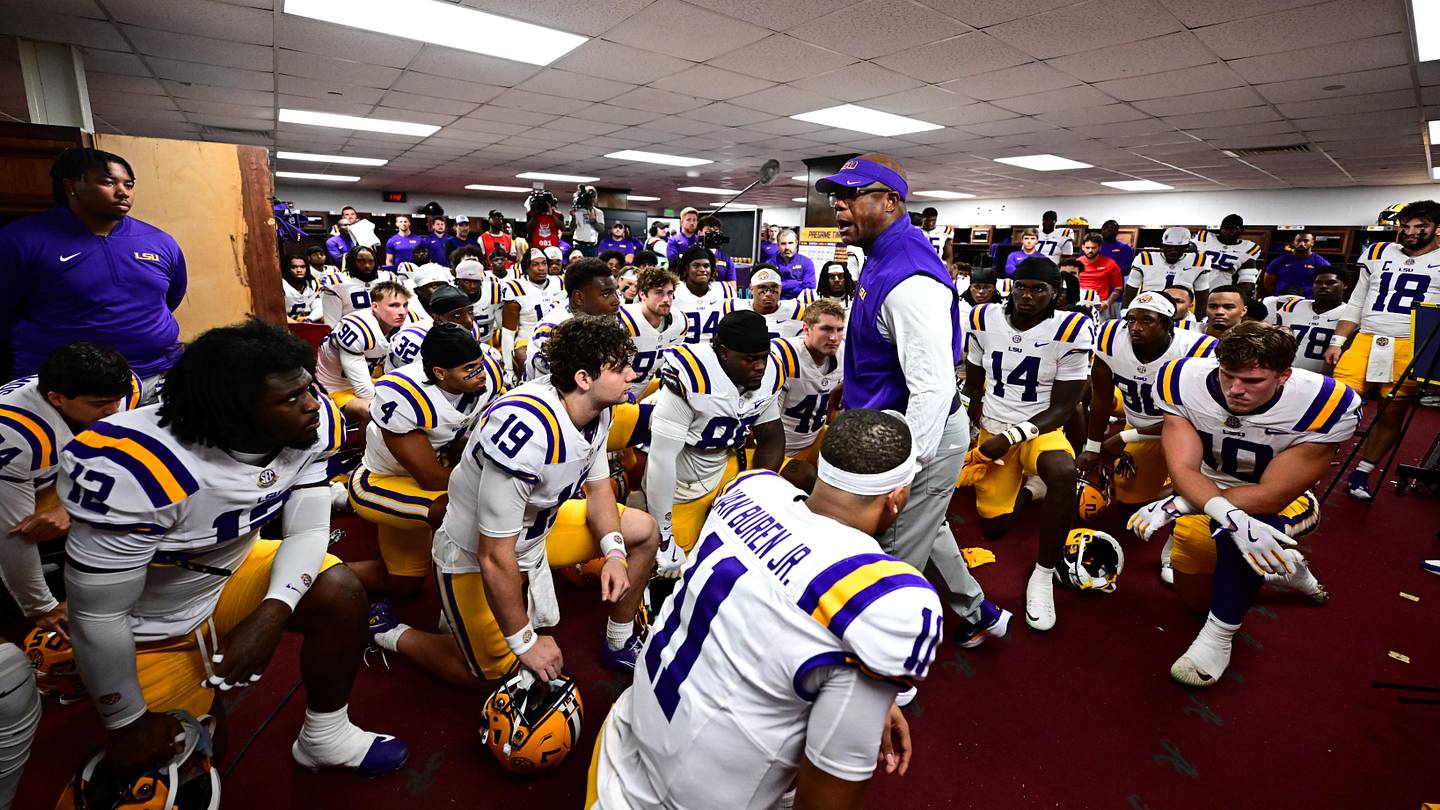 Live Updates: LSU Football vs. Western Kentucky Hilltoppers in Week 13 ...