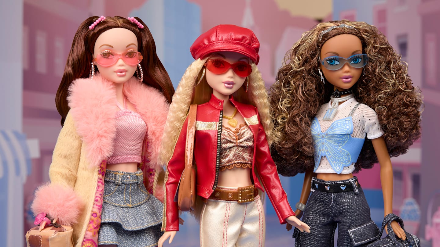 Barbie is traveling back to Y2K
