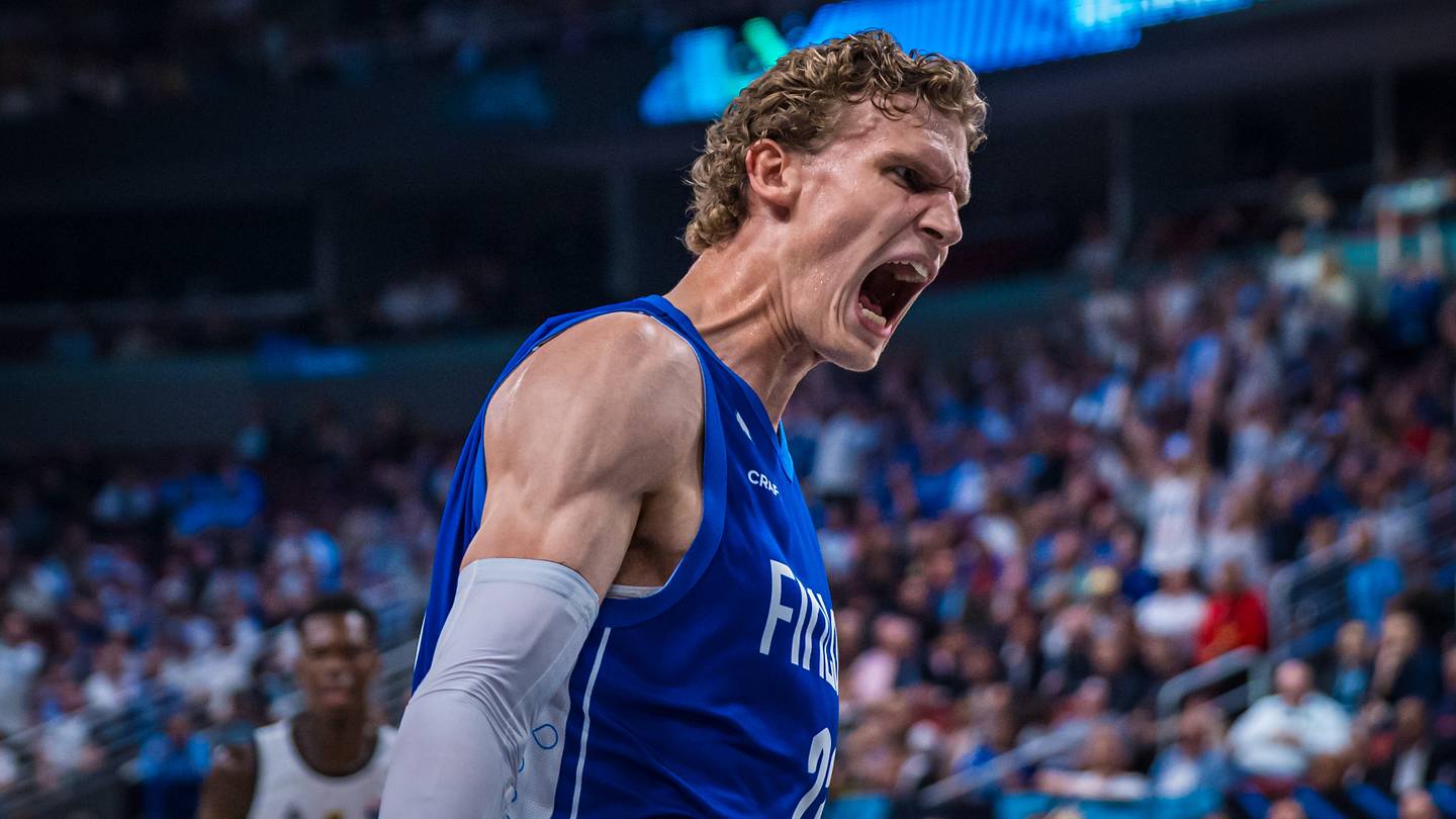 ESPN's stunning Lauri Markkanen ranking shows the bar he has to clear