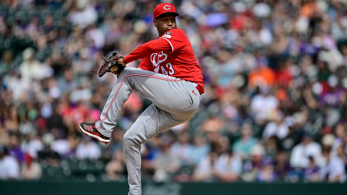 Dodgers beat Angels to the punch on buy-low bullpen upgrade in trade ...