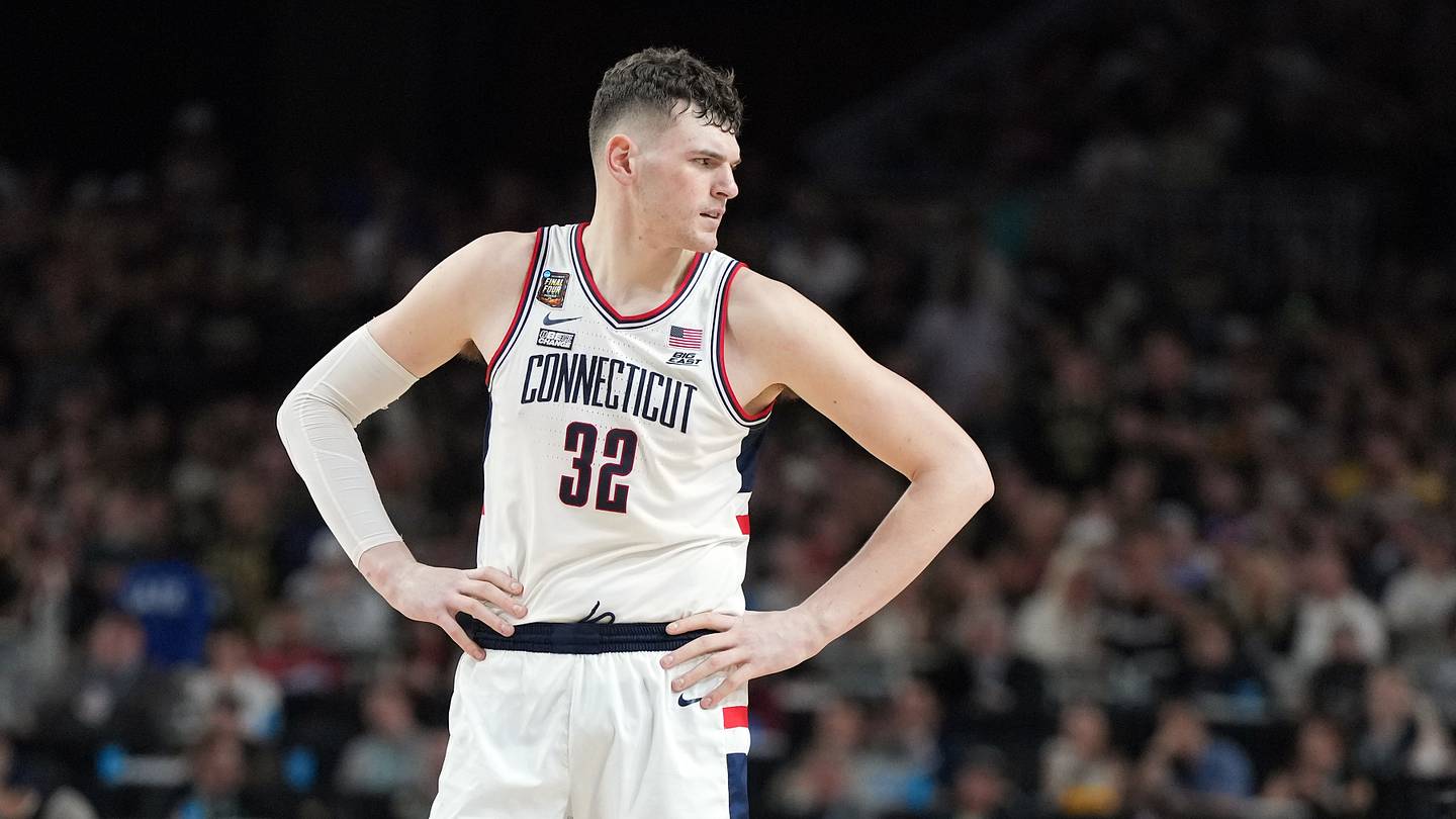 2024 NBA Mock Draft: Hawks-Donovan Clingan connection builds, Knicks ...