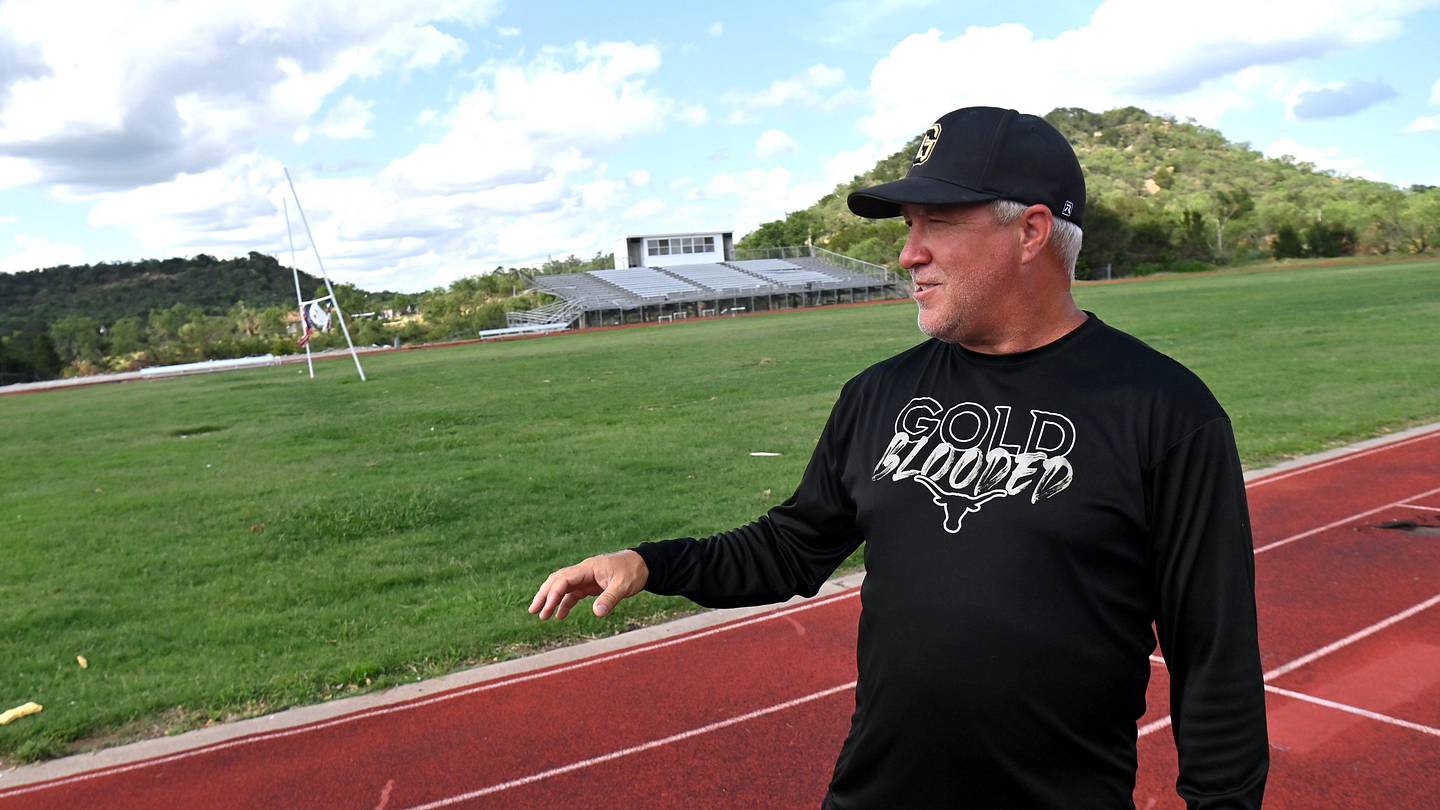 On a Blank Canvas, Gordon Longhorns Begin 2025 Football Season With a ...
