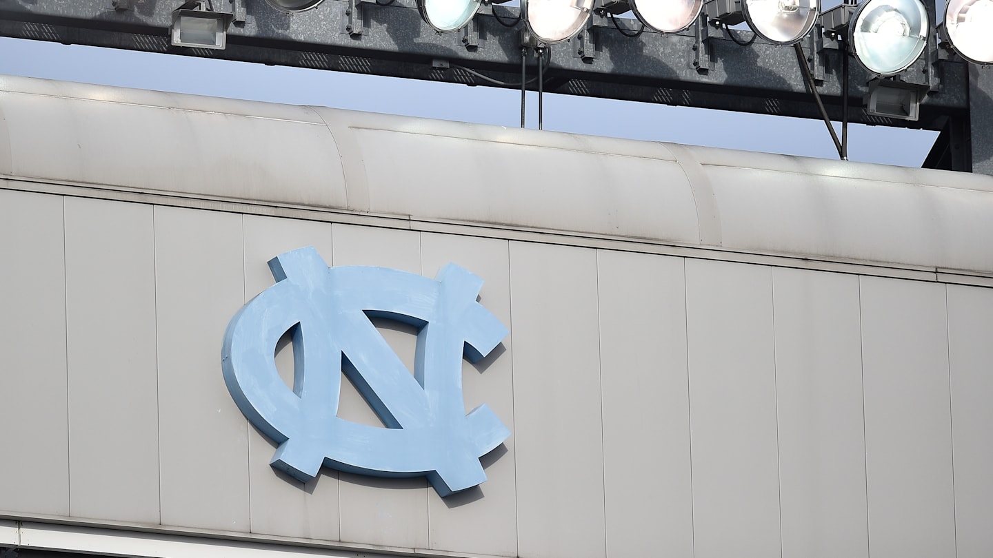 Four-star defensive tackle flips his commit from Texas A&M to North ...