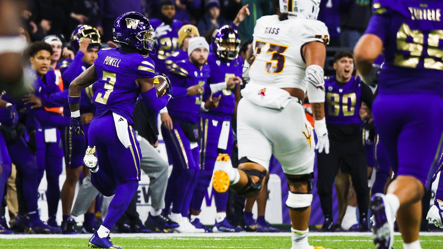 Mishael Powell Upstages Asa Turner in UW DB Reunion in Florida