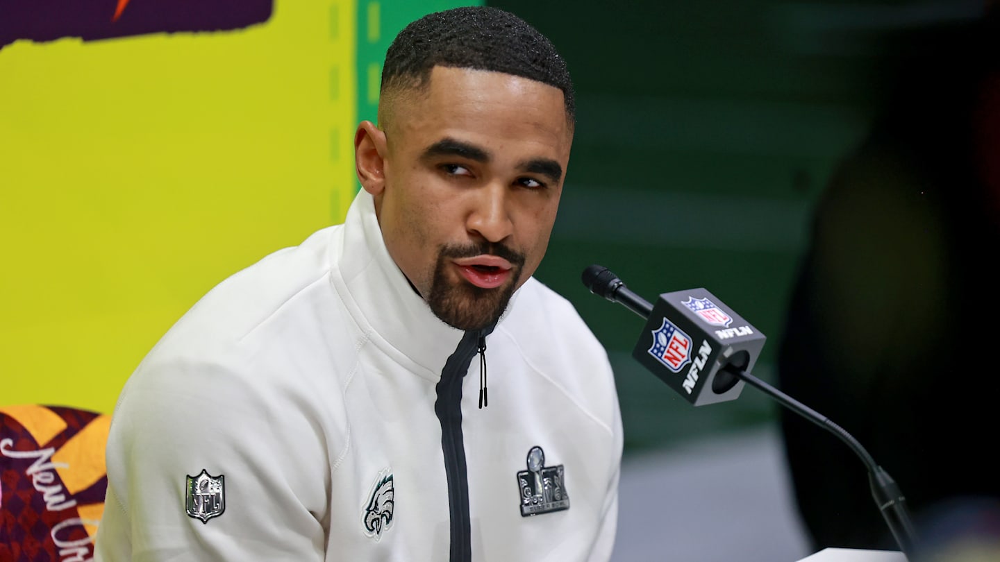 Mr. Philadelphia roars as Jalen Hurts stuns fans with personal announcement