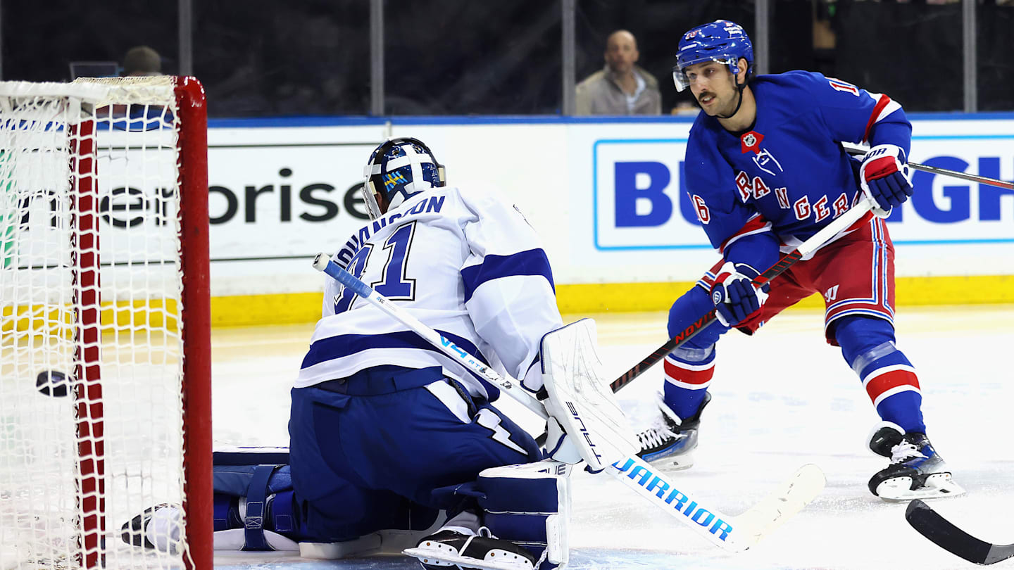 Why Vincent Trocheck should shift to the Rangers’ second power play unit