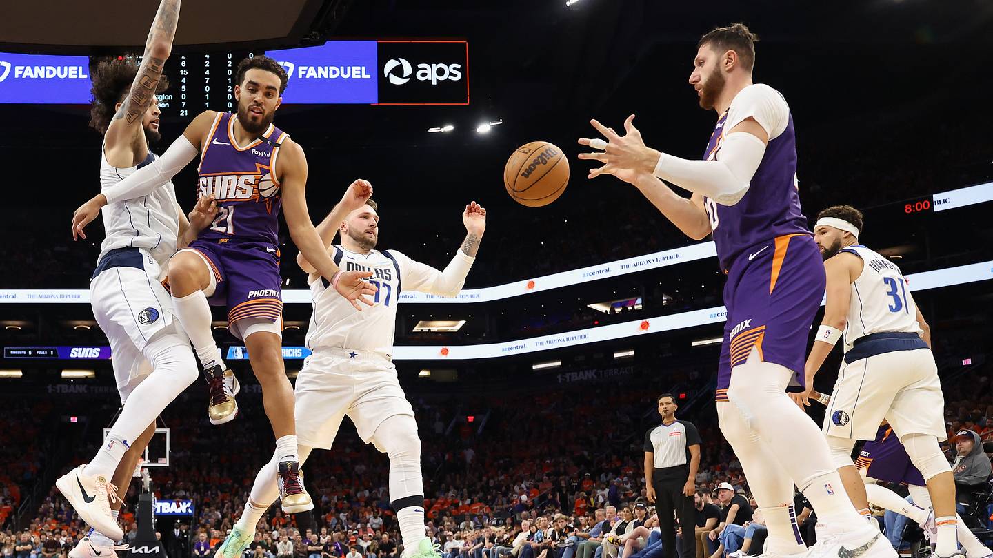 3 worrying early season trends for the Suns