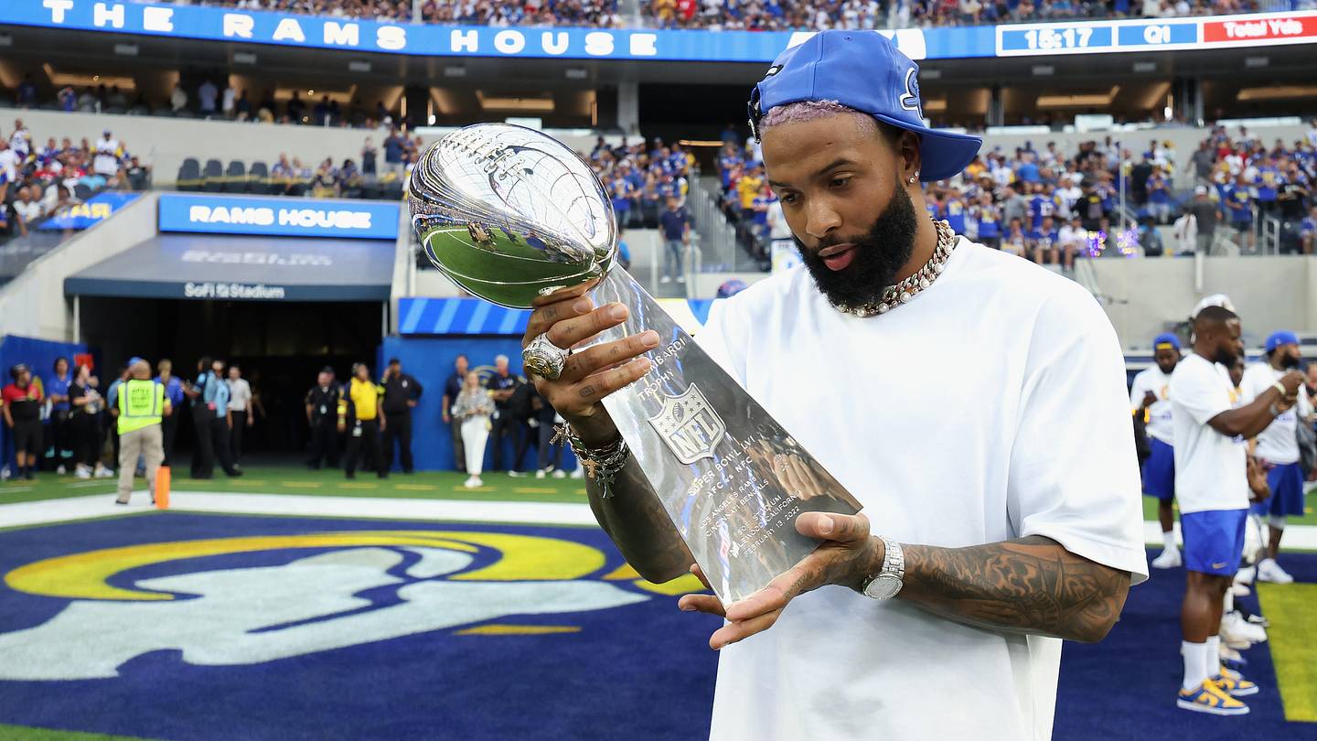 How many players still remain on LA Rams roster from SB LVI?