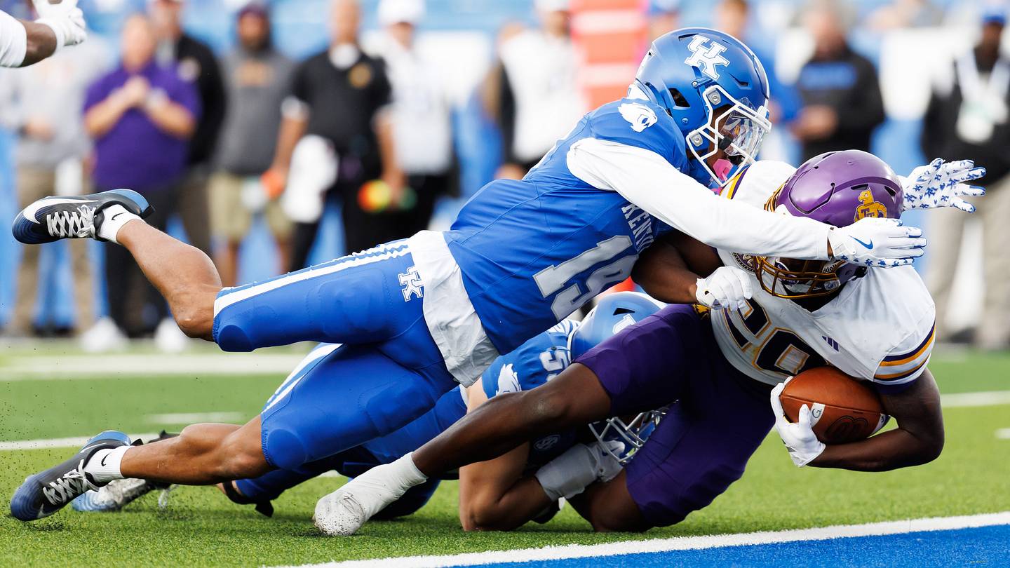 Hometown linebacker enters the portal after Kentucky football breakthrough