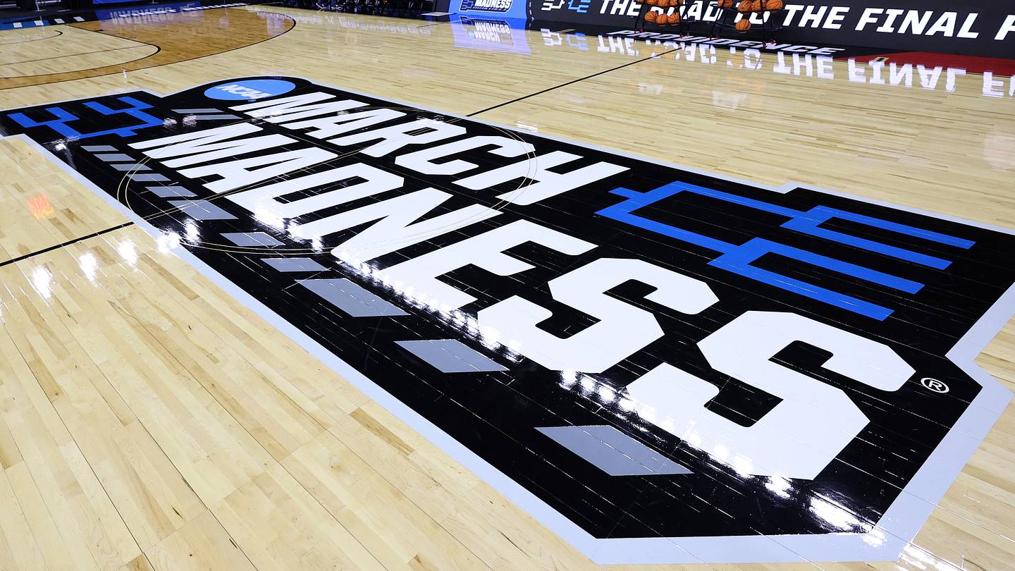 First-round frenzy: Who wins on the opening day of the NCAA tournament?