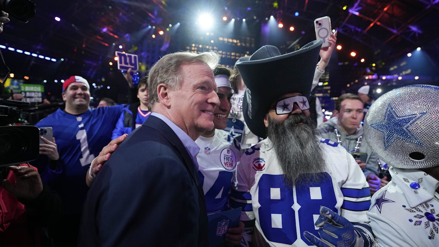 Updated 2026 NFL draft order entering Cowboys' Week 16 clash has picks ...