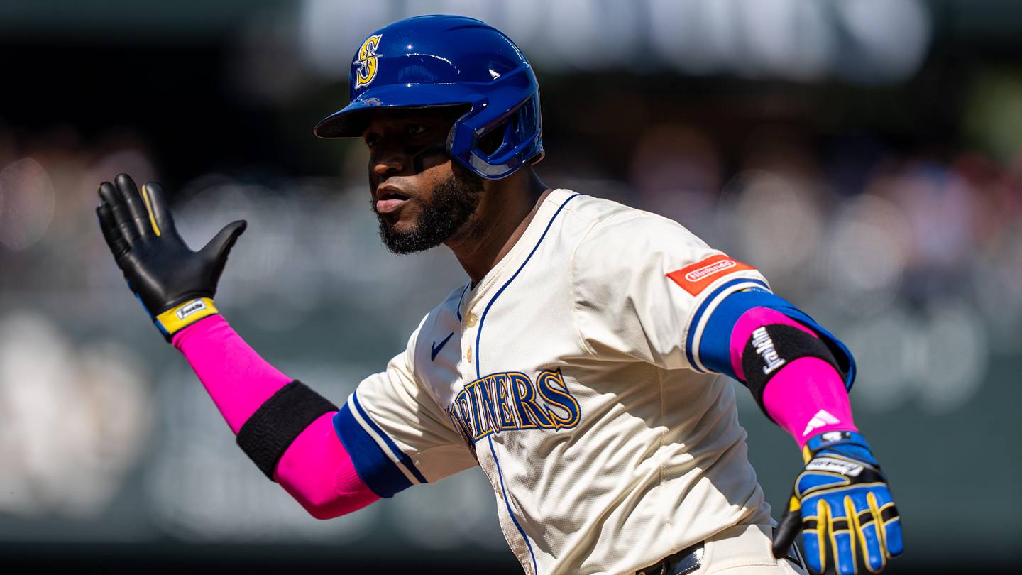 Mariners Announce Victor Robles Move After Recent Suspension