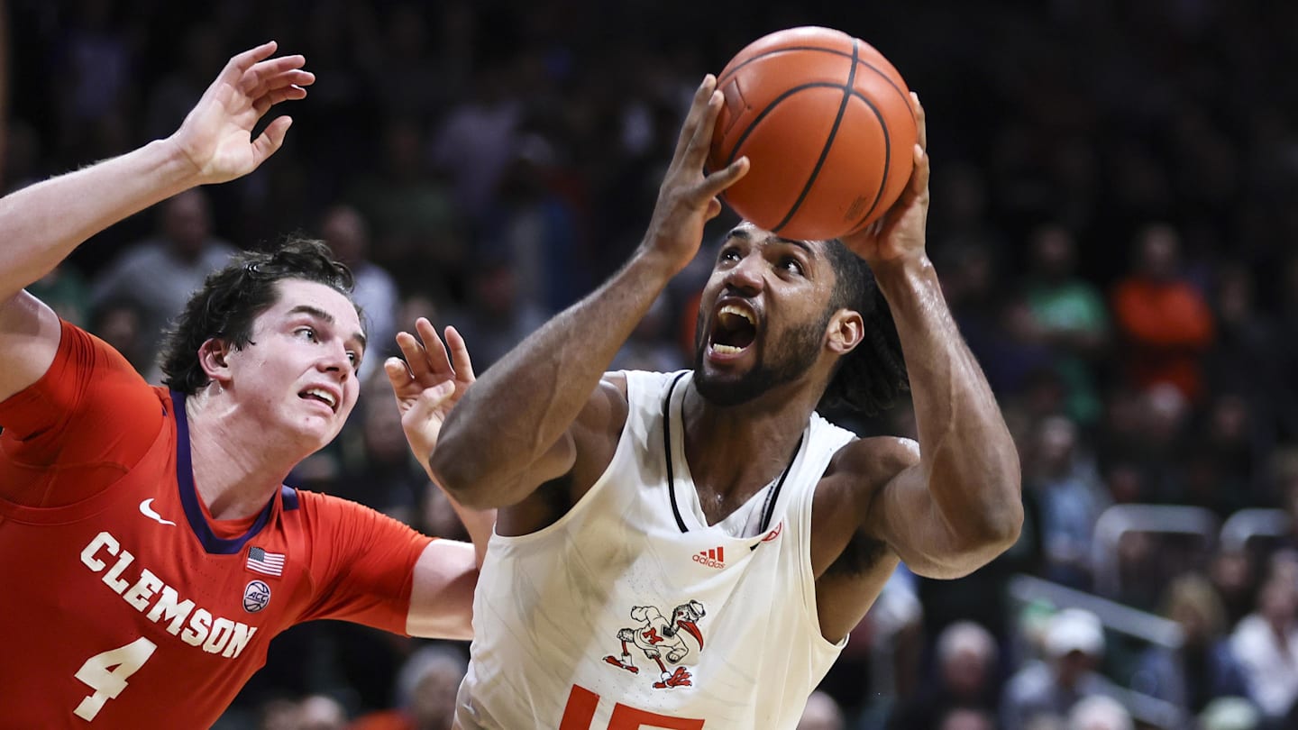 Miami basketball collapses in second half, losing at Clemson