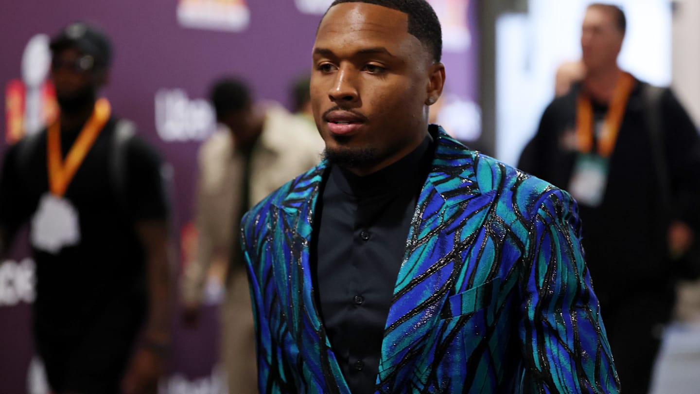 Eagles news: Isaiah Rodgers to be honored, Philly meets with Hall of ...