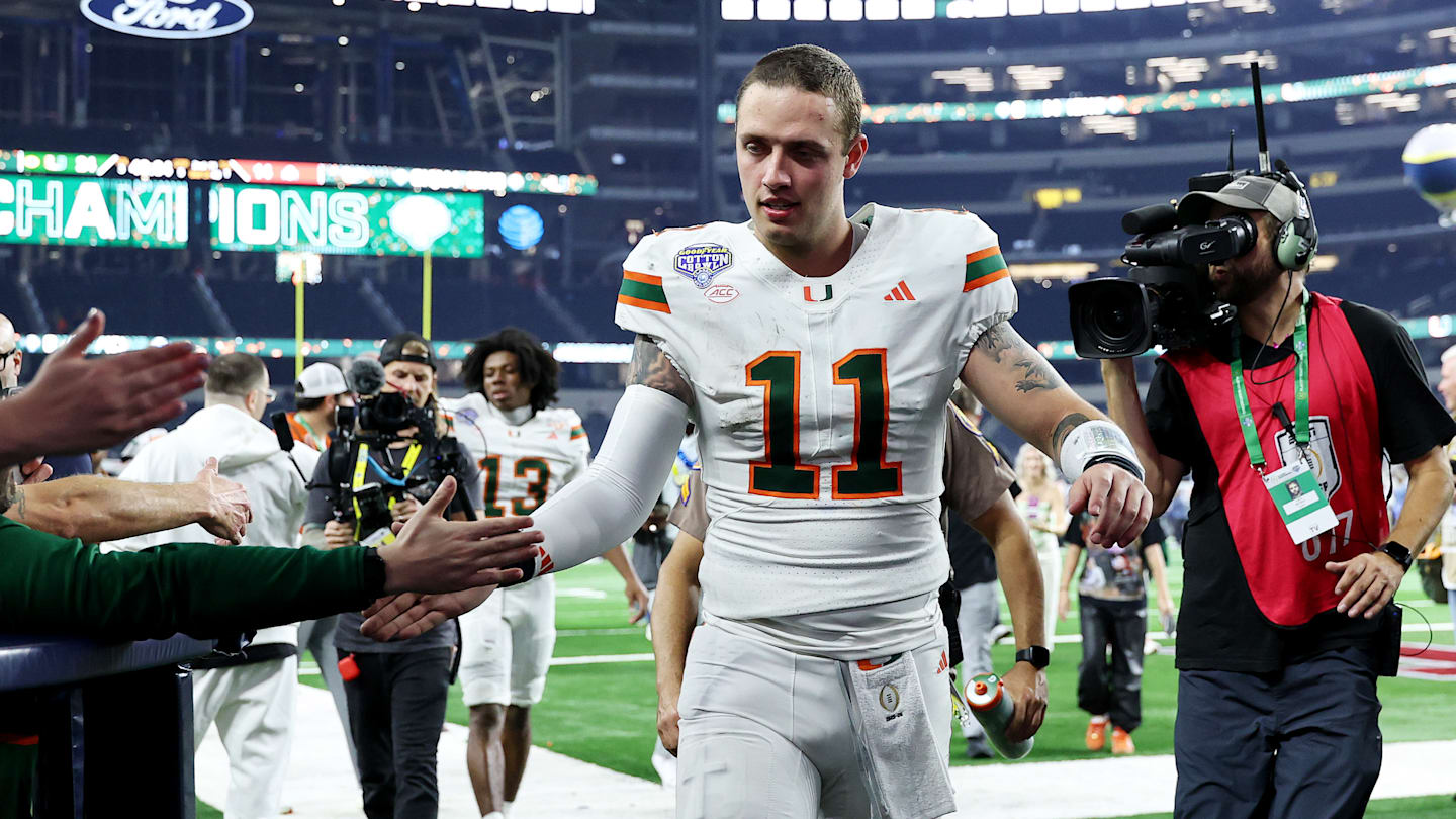 Carson Beck exercises extreme caution when talking about potential ...