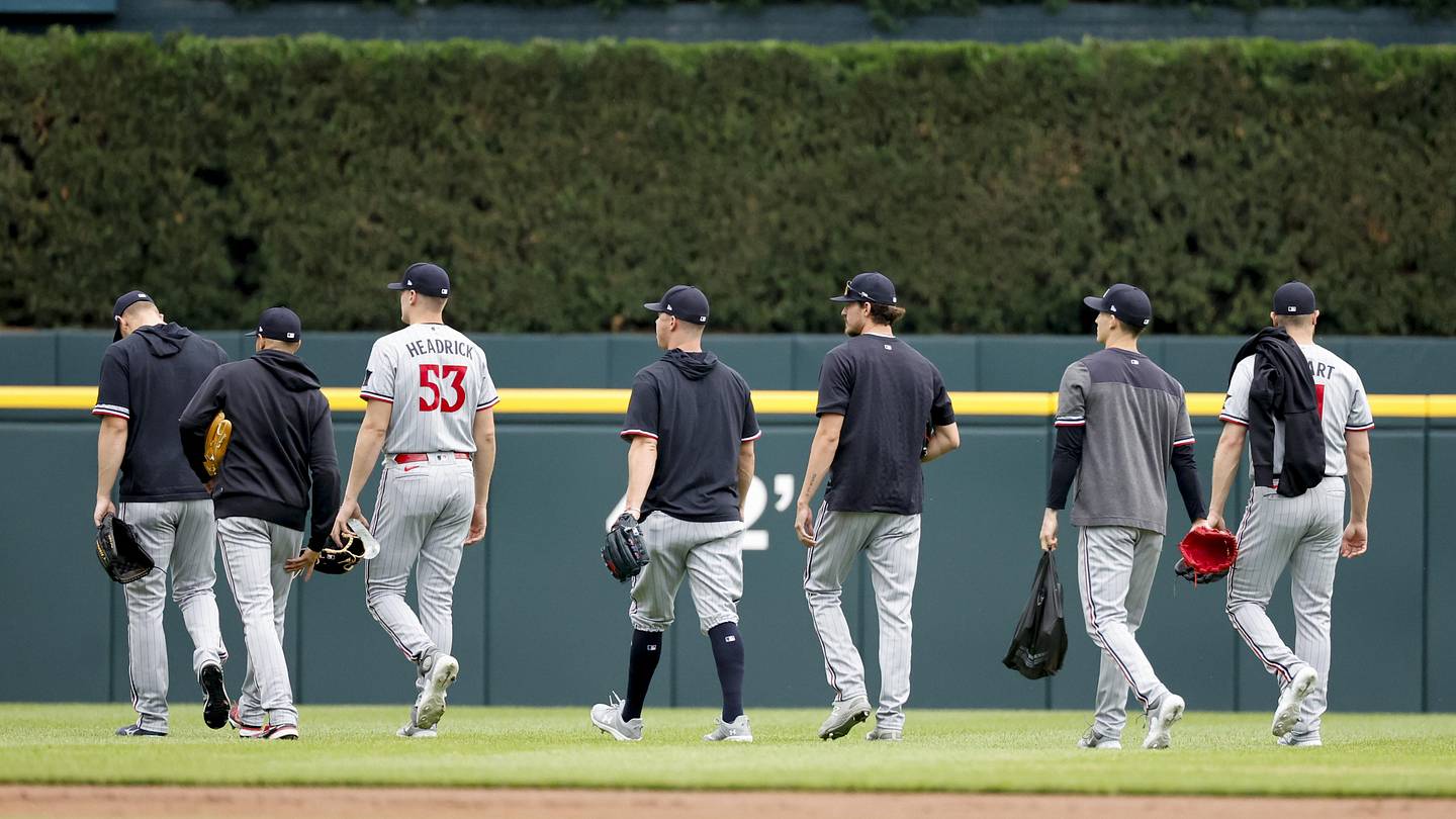 Projecting the Twins' 2025 bullpen after adding Danny Coulombe