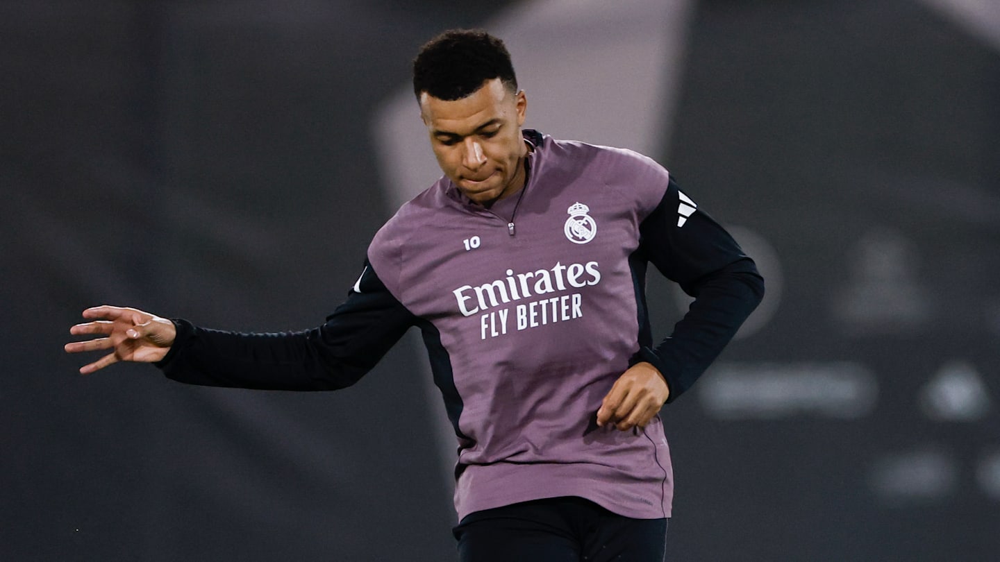 Hansi Flick explica el plan del Barcelona para frenar a Kylian Mbappé ...