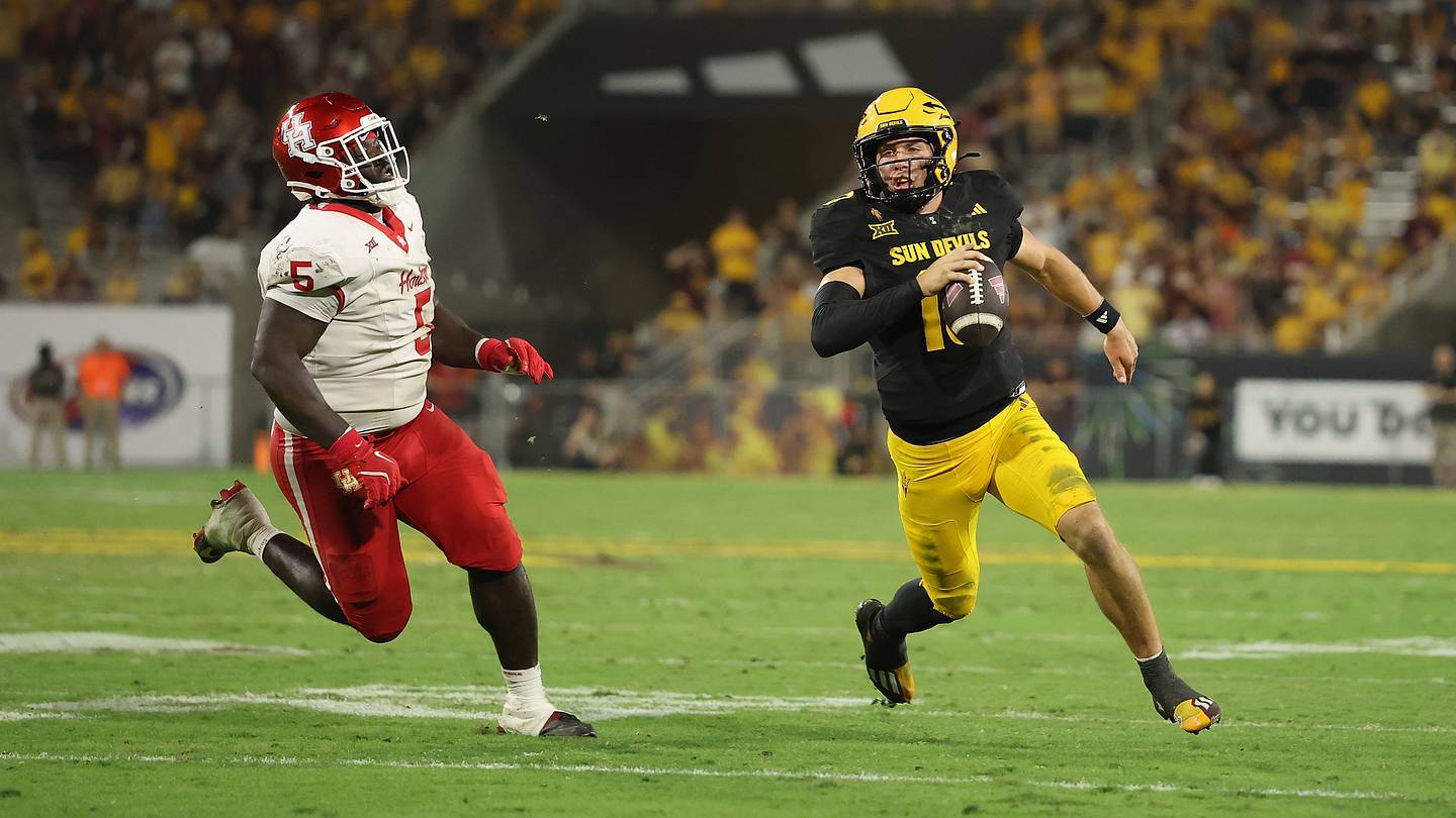 Miami remains in position to host top transfer quarterback on Friday